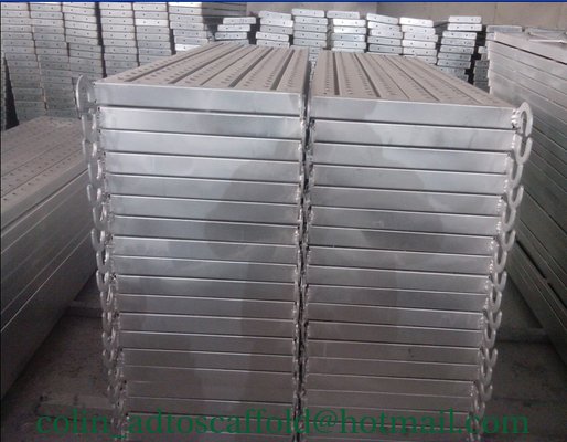 Galvanized 0.5m to 3m safe scaffolding steel plank with hook / catwalk used in construction for Middle East market