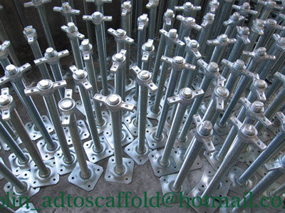 Galvanized Adjustable Steel Scaffolding Leveling Screw Jacks used in construction for Middle East market