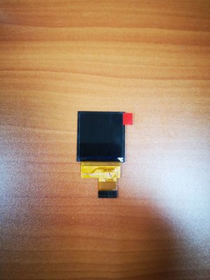 8Bit MCU interface IPS Customization TFT lcd display small lcd 1.54inch with high brightness 800nits for wearable device