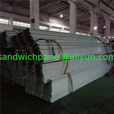 35 years 0.6mm ivory white 1050mm corrugated roof sheets for prefab warehouse