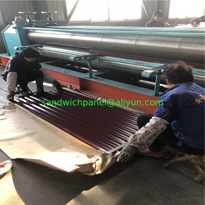 iron oxide red 0.15-1.2mm corrugated roof tile for prefabricated building