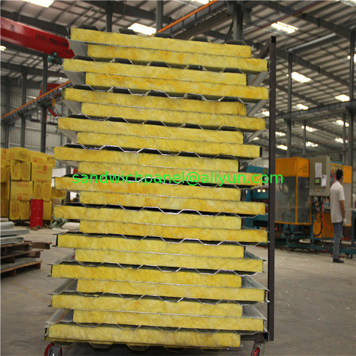 low metal roofing cost insulated 50mm glass wool roofing panel with 0.376mm steel sheet