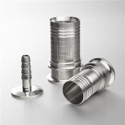 Ss304 Ss316l klemden Minislang Sanitaire Adapters van Roestvrij staal vast