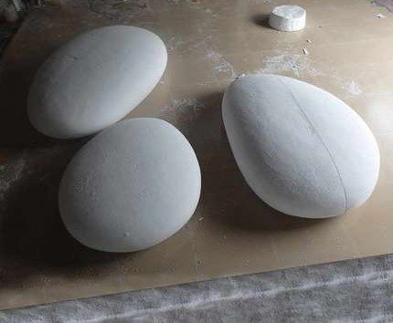 Handmade Metal Stainless Steel Stone Sculpture Ornaments for Garden Hotel Indoors and Outdoors
