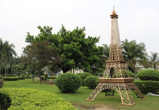 Handmade Large Metal Sculpture Ornaments of The Eiffel Tower for Home Decoration or Garden Decor Indoors and Outdoors