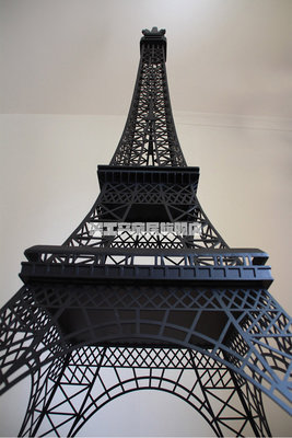 Handmade Large Metal Sculpture Ornaments of The Eiffel Tower for Home Decoration or Garden Decor Indoors and Outdoors