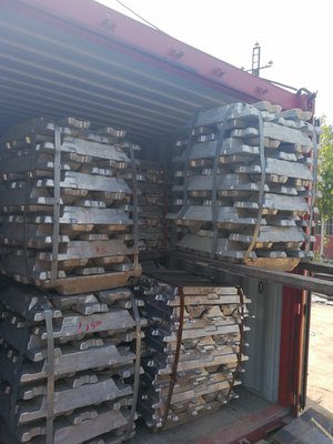 Non Alloy Aluminium Ingot A7 , 99.7 Purity Primary Aluminium Ingot
