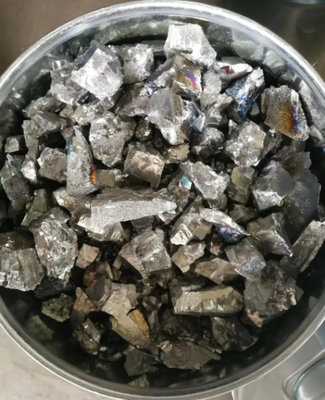 China high quality Ferro alloy Ferrovanadium 10-50mm Ferro Vanadium