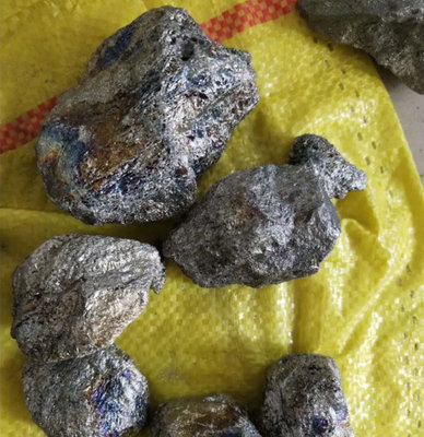 Metal FeMo 60 Molybdenum Iron Welding Materials Silver Gray Color