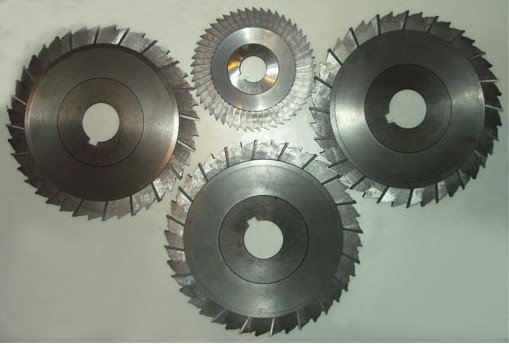 carbide and cermet circular saw blades for metal cutting
