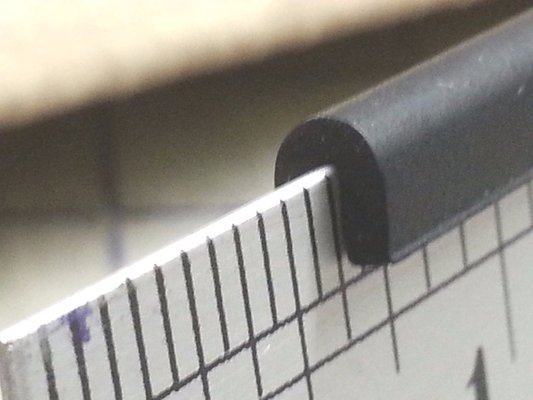 u shaped rubber seal strip EPDM u channel section rubber extrusions glass edge guard protector