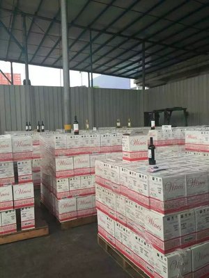 Hong Kong Warehouse service in Hong Kong, warehousing cost charge fee and loading unloading, transportation
