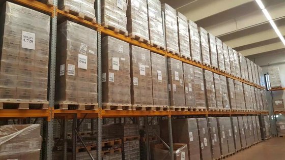 Hong Kong Warehouse service in Hong Kong, warehousing cost charge fee and loading unloading, transportation