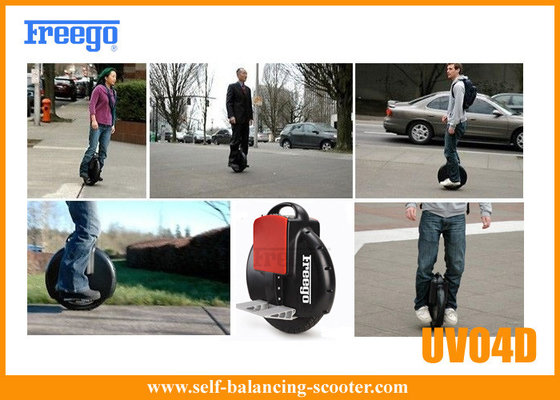 Handen het Vrije Zelf In evenwicht brengen Elektrische Unicycle met 2 Mini Hulpwielen