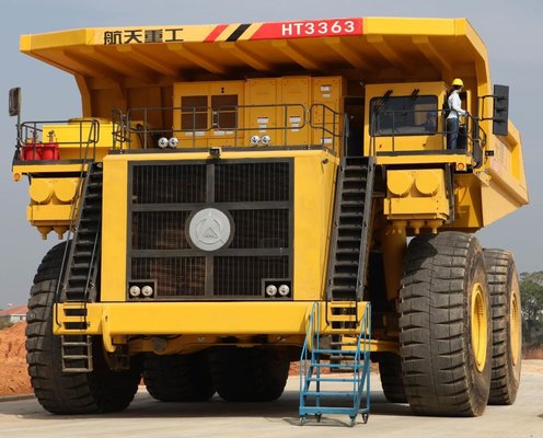 Four Wheel Mining Dump Truck / Mining Dumper Truck For Heavy Load Working Condition