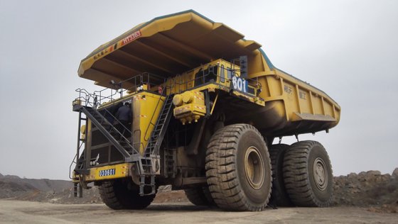 Four Wheel Mining Dump Truck / Mining Dumper Truck For Heavy Load Working Condition