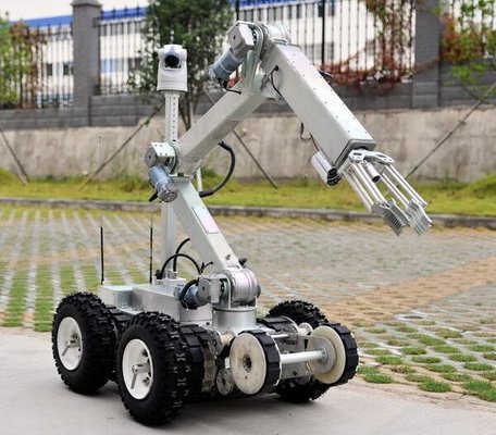 Remote Control EOD Robot , Security Bomb Removal Robot For Anti - Terrorism