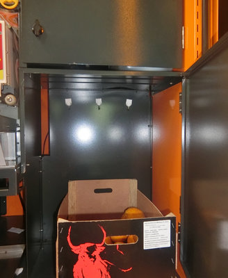 hot sale white color 220V VA1 orange juice vending machine for shopping mall supplier