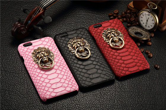 Latest Hot Selling New Design Snake Skin Lion Head Ring Stander pu mobile phone case for iphone 8