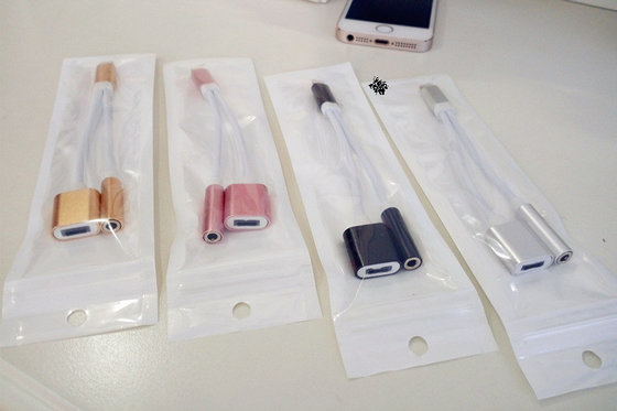Converter USB Date able for iPhone 7 8 earphone adaptor data cable to 3.5mm Headphone Headset charger charging earphone