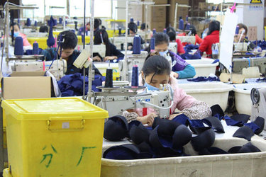 Foshan Sen Lin Underwear Co., Ltd. ligne de production en usine