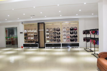 Foshan Sen Lin Underwear Co., Ltd. ligne de production en usine
