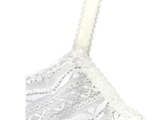 Soutien-gorge sans fil de tasse de dames de bonbon de dentelle de pull mou flexible blanc de Bralettes
