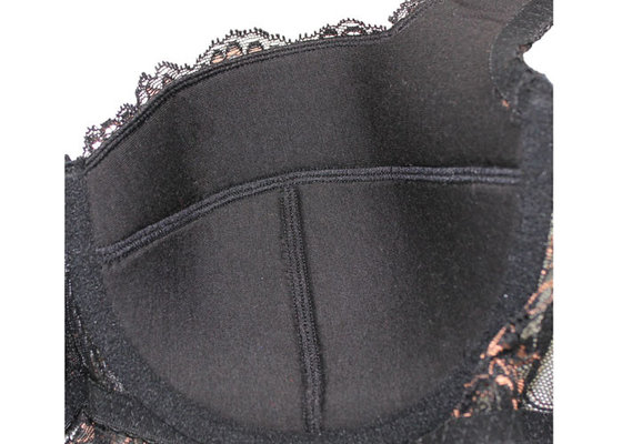 Les soutiens-gorge 95E de couverture totale de dentelle de beauté de grande taille soulèvent le noir de soutiens-gorge