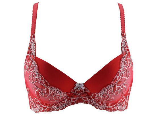 Le doux brodé capitonné soulèvent les bandoulières réglables de soutien-gorge d'Underwire