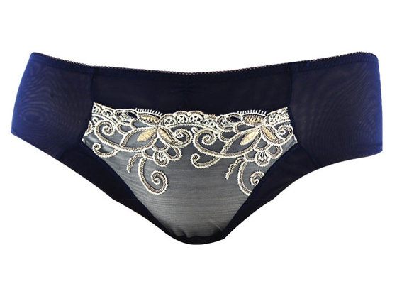 Sexy plus la maille de dossiers brodée par taille de jeune Madame bikini voir cependant la culotte