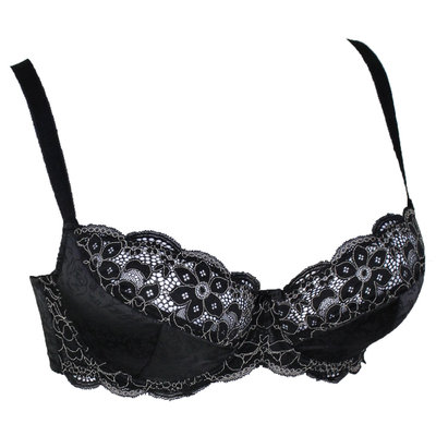 Soutiens-gorge figure sexy de satin élastique de jacquard les pleins, haute ont centré la dentelle sensible avant