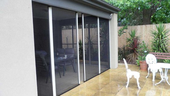 Flexibility reliability beauty Barrier-free folding insect screen door