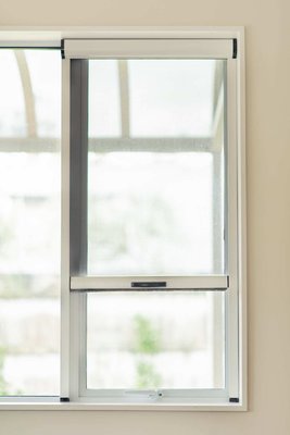 Roll-up mosquito insect fly screen window with RoHS standard fiberglass net