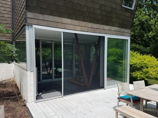 Roll left & right Retractable flyscreens for window and door
