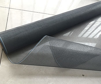 China supplier Gray / Black color pet screen mesh for fly screen