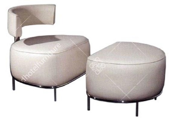 Fashion Style Leather Hotel Furniture Lounge Chairs Oak Solid Wood Frame Standard Size