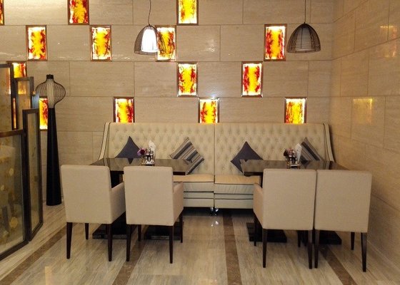 Genuine Leather Commercial Restaurant Furniture Large Size Environment - Friendly