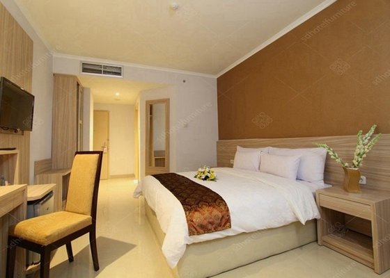 Luxury Classic Hotel Bedroom Furniture Sets High density foam With Fabric