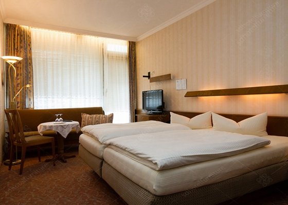 Modern Hotel Standard Bedroom Furniture With Wood Veneer