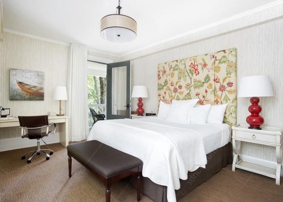 White Luxury Hotel Bedroom Furniture / Persident King Size Bedroom Sets High Scratch-Resistant