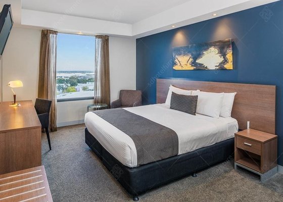 Fashionable Hotel Bedroom Furniture Sets With Laminate Finish