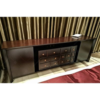 Luxury Wooden Villa / Hotel Bedroom Furniture Sets Customized Size