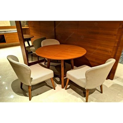 Boutique Light Color Wooden Hotel Furniture / Apartment Bedroom Furniture