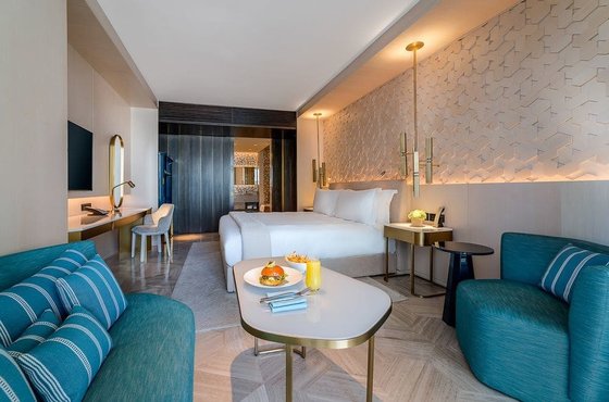 Wooden And Stainless Steel Marriott Hotel Furniture CA117 Or BS5852 Standard Fire Retardant