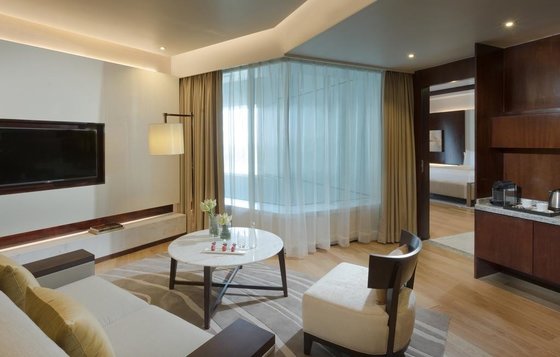 Melamine Surface Finish Wooden Hotel Furniture For Sheaton SGS BV COC