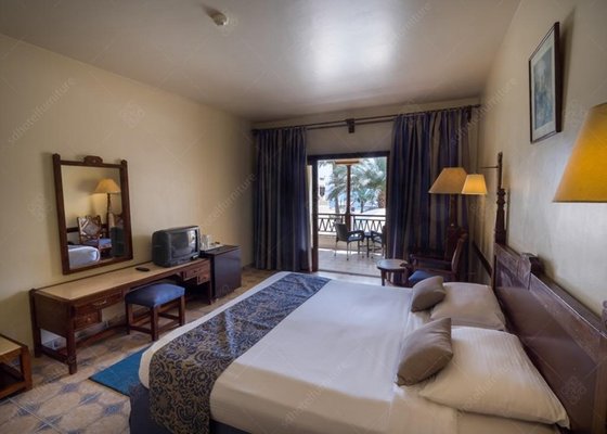 Luxury Hilton Hotel Bedroom Furniture Sets With Oak / Walnut Veneer
