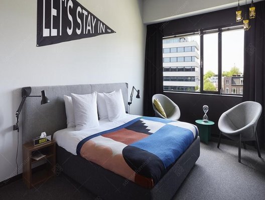 Simpty Hotel Bedroom Suite Furniture With MDF / Plywood Desk SGS FSC
