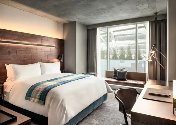 Custom Made Full Set Hotel Bedroom Furniture Plywood With Veneer FSC CEC SGS