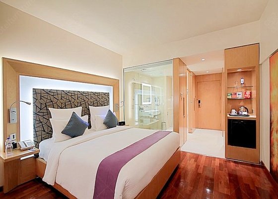 Modern 3 Star Hotel Furniture , Wooden Double Beds For Bedroom