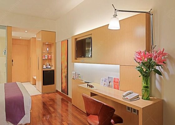 Modern 3 Star Hotel Furniture , Wooden Double Beds For Bedroom